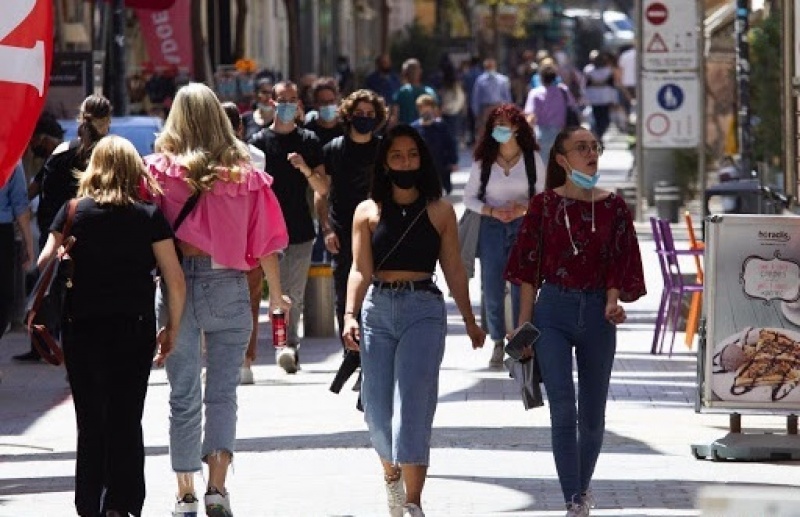 Lockdown και εμβόλια έφεραν αποτελέσματα - University of Nicosia